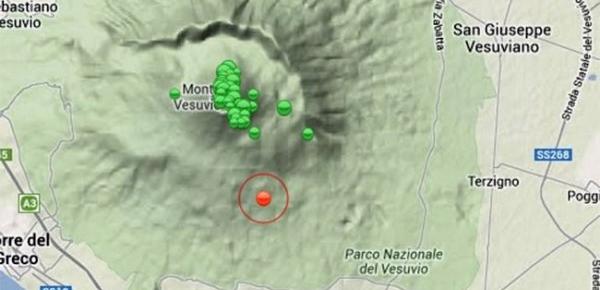 Budzi się wulkan Wezuwiusz « Wolne Media